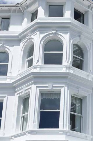 10 Photos Of Arched Sash Windows That Prove It Can Be Done